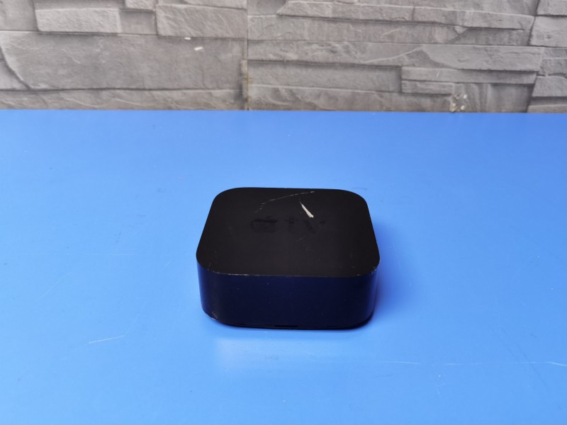 Apple Tv 4k A1842 1st Gen 32GB HDMI