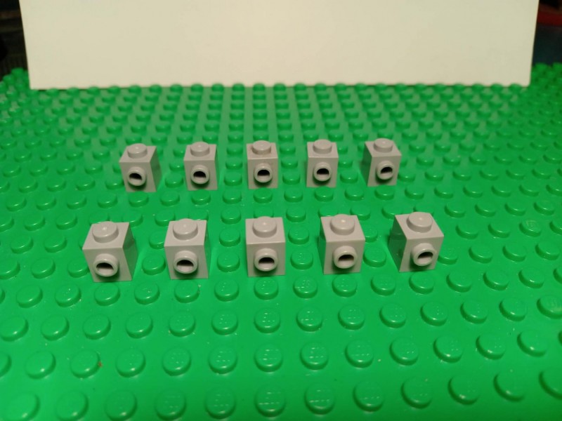 Lego sivo 10 komada