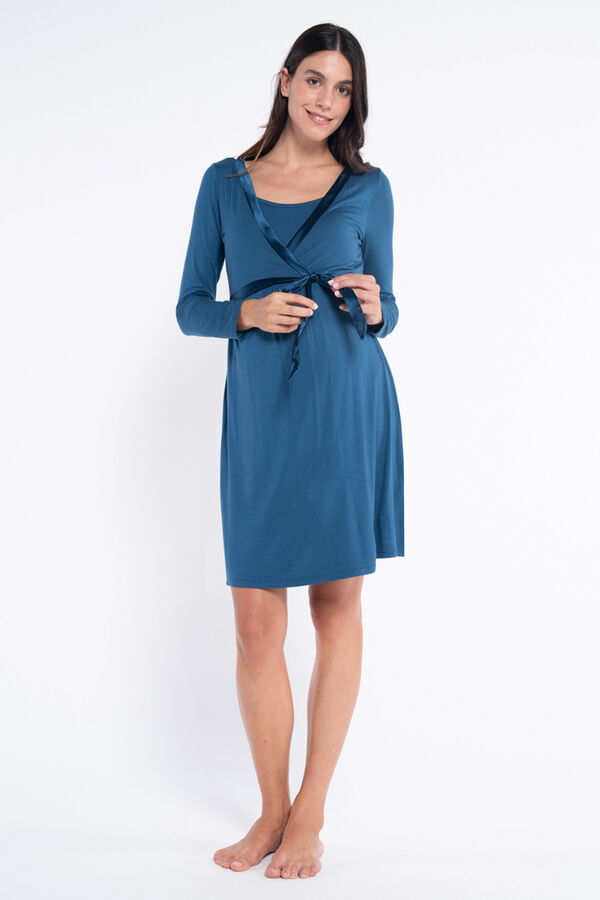Breastfeeding nightgown with satin ribbon