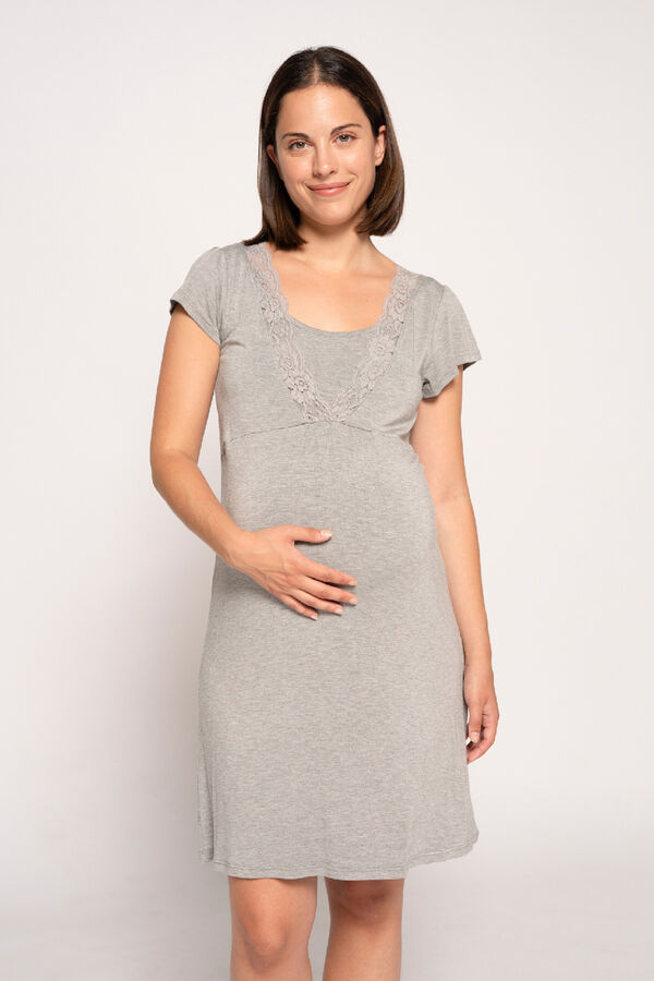 Short-sleeved nursing nightgown