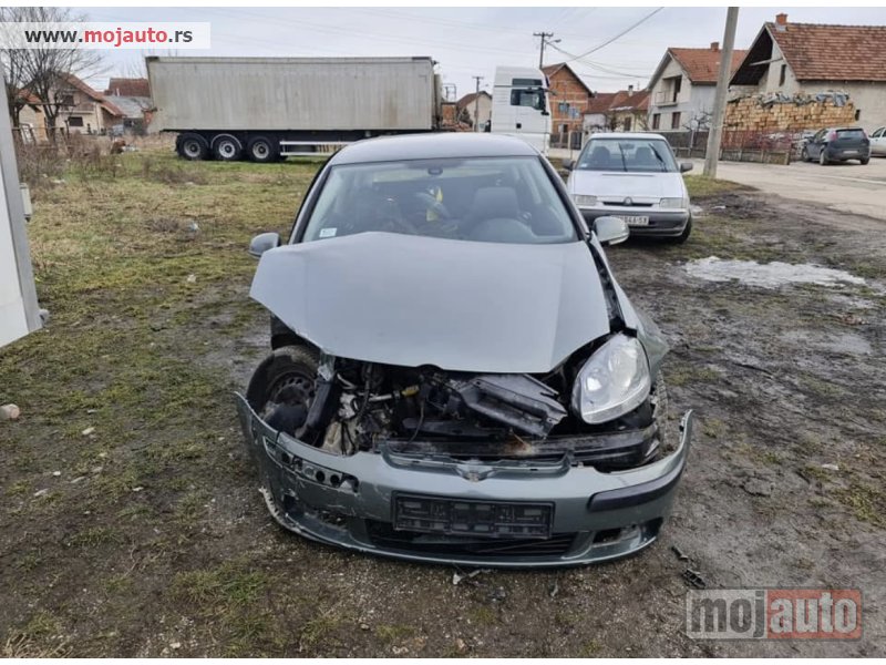 VW Golf 5 2.0tdi