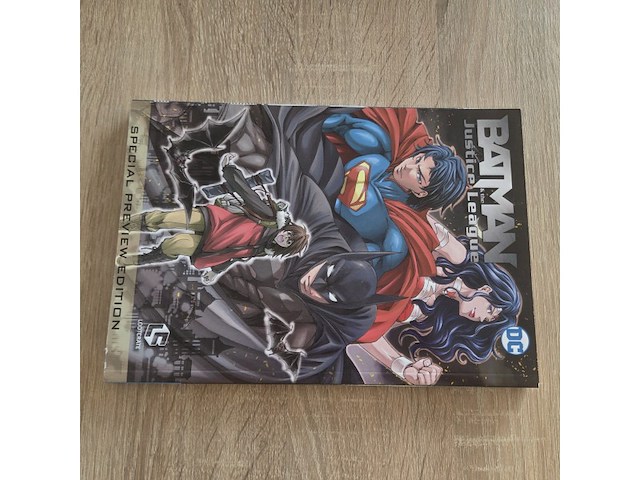 Batman and the Justice League by Shiori Teshirogi TPB