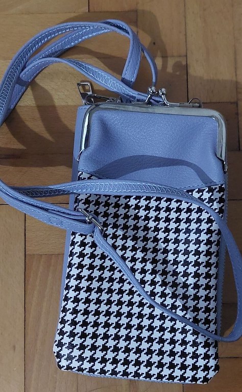 Mala crossbody torbica/novčanik sa remenom preko ramena. - Dizajn
