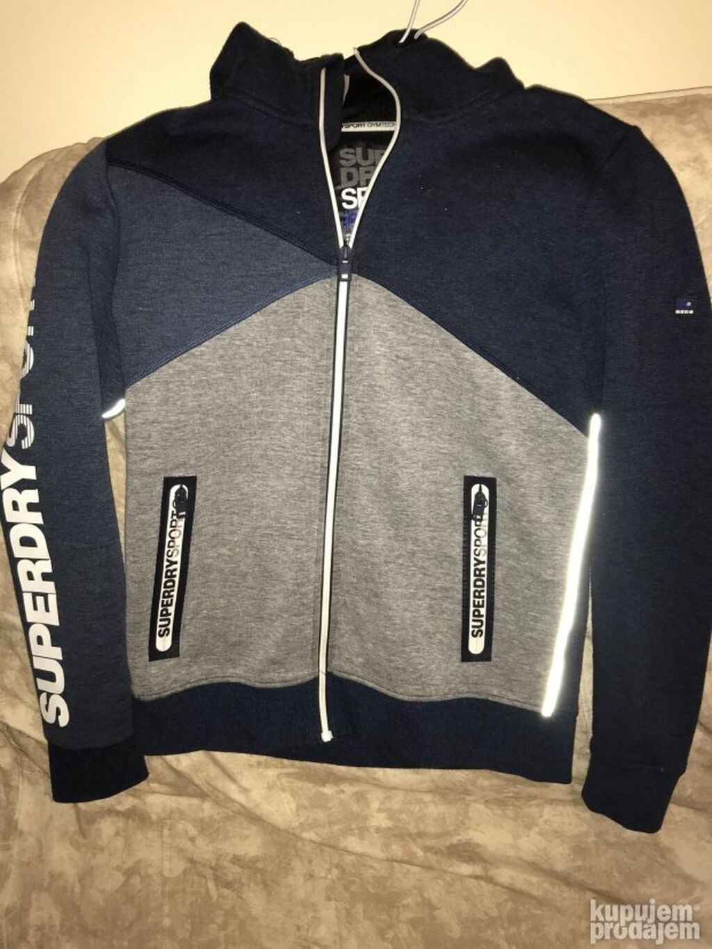 Original SUPERDRY duks sa kapuljacom M KAO NOV Dzepovi sa ziperom