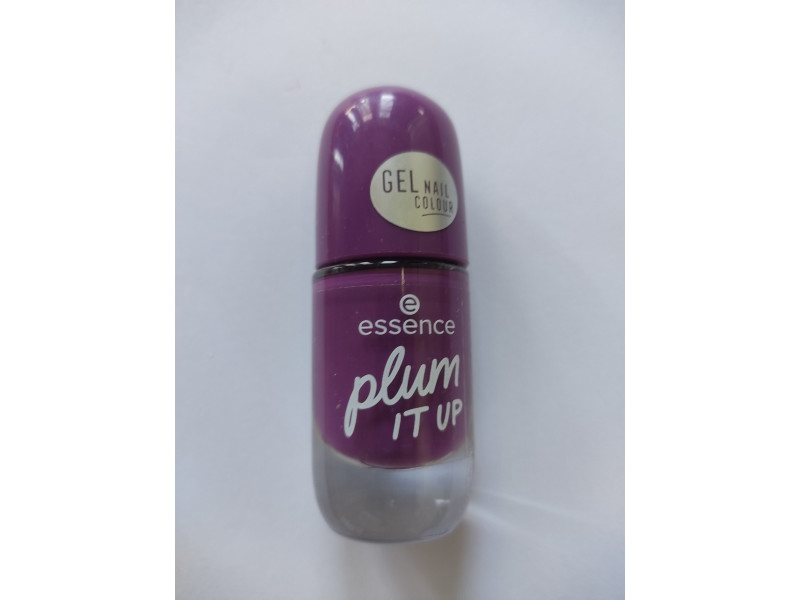 ESSECE PLUM IT UP POSTOJAN LAK ZA NOKTE 8 ML
