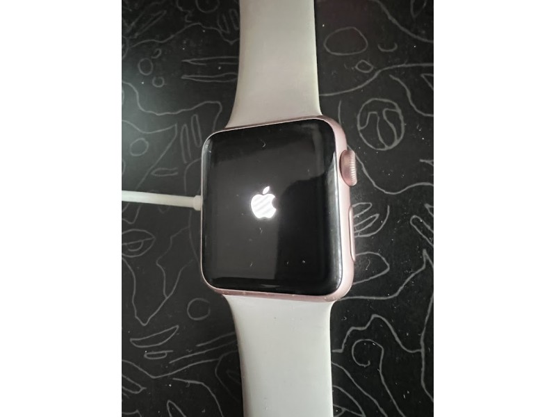 apple watch seria 7000