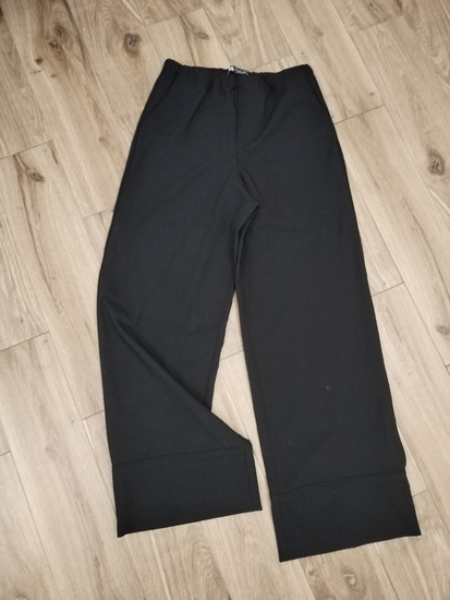 Zara studio vunene pantalone