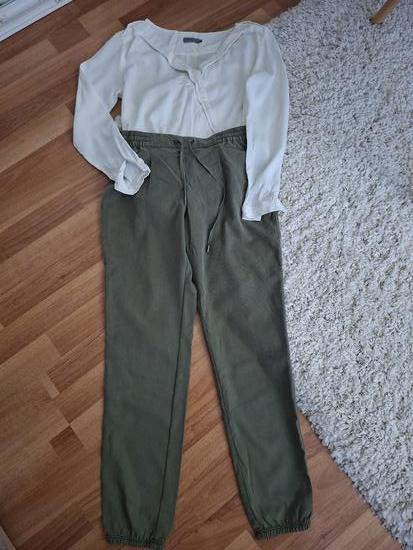 Hilfiger pantalone i kalvin clein bluza