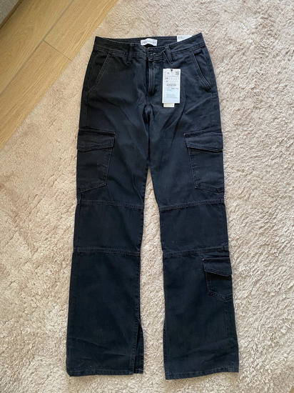 ZARA cargo pantalone -NOVO SA ETIKETOM