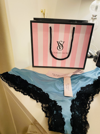 NOVO   Victoria secret donji veš size S    ️