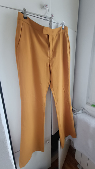 Zara l pantalone oker