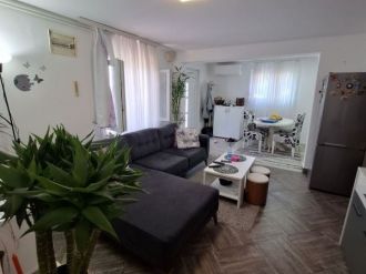 229m² 260.000€
Beograd, Čukarica, Sremčica, Leposavićka