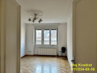 40m² 700€
Beograd, Stari grad, Trg Nikole Pašića, Trg Nikole Pašića