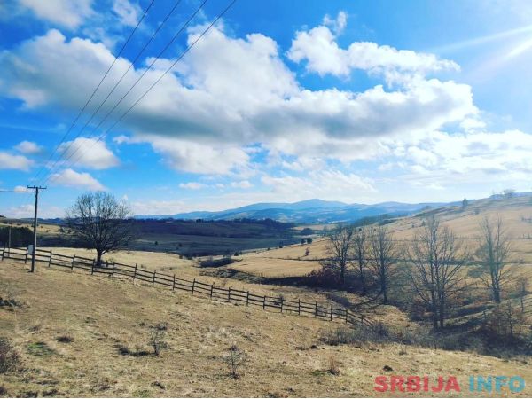 Plac Divcibare-Tometino Polje, gradjevinsko zemljiste