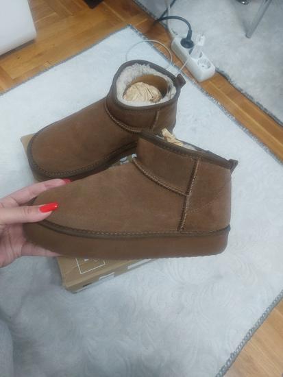 UGG 41 rasprodaja do N.god 3900
