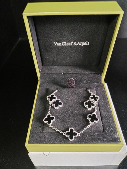 Van Cleef set