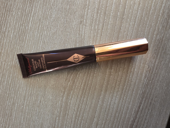 Charlotte Tilbury kontura tan deep medium