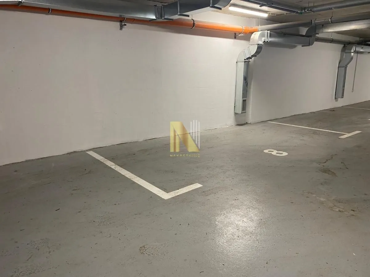 Izdavanje, parking/garaža, 15m², Rotkvarija, Novi Sad Sve Podlokacije