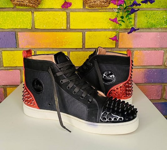 Original Christian Louboutin 43