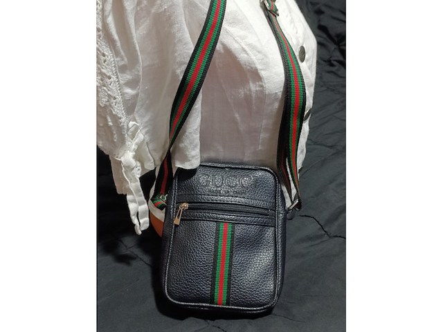 Moderna torbica GUCCI