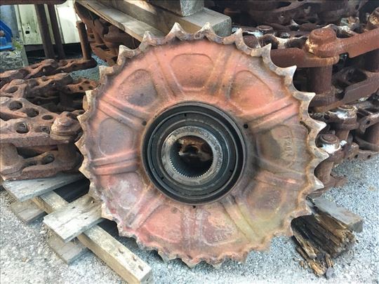 Pogonski točak za buldozer tg 110 100 90