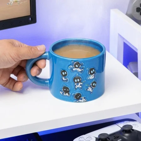 Paladone Astrobot - Embosed Mug ( 073172 )