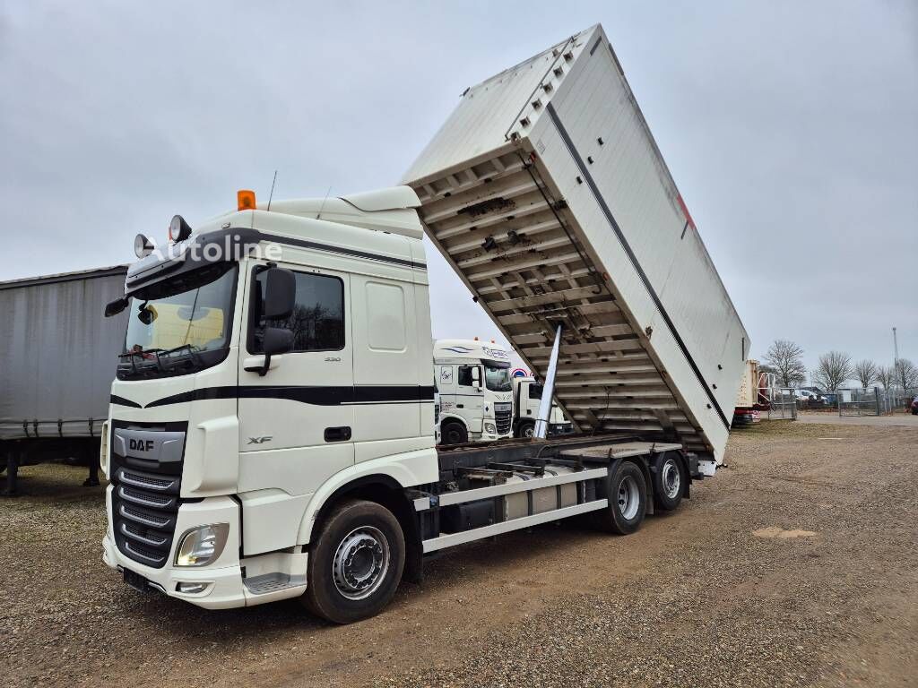 DAF XF 530 6x2 //Volume tipper 45m3// kiper