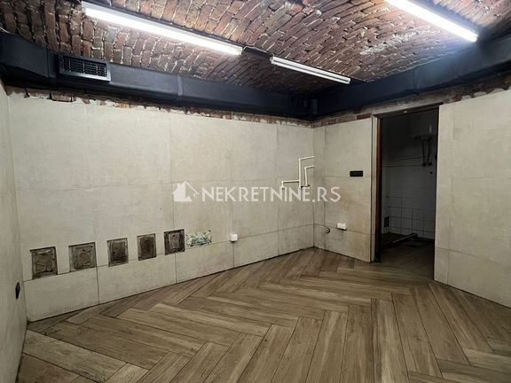 Prodajemo lokal, Terazije, 82m²