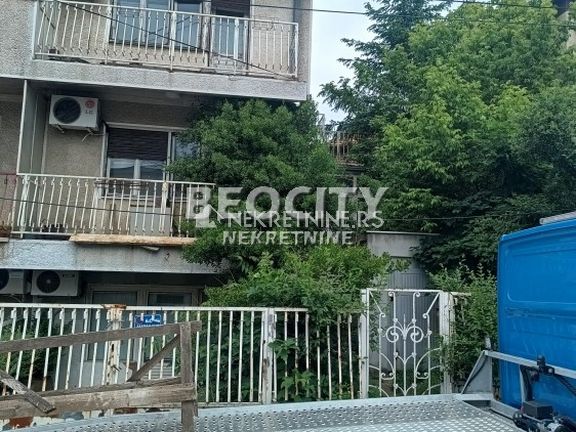 Zvezdara, Olimp, Mite Ružića, 7.0, 330m2, 250000EUR