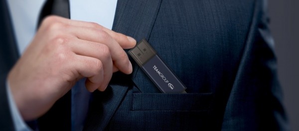 TeamGroup 32GB C211 USB Flash memorija 3.2 BLUE TC211332GL01