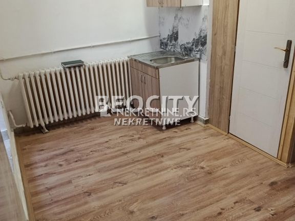 Novi Sad, Centar, Zmaj Jovina, 0.5, 30m2, 56500EUR
