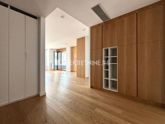 Porodican stan u Skyline-u