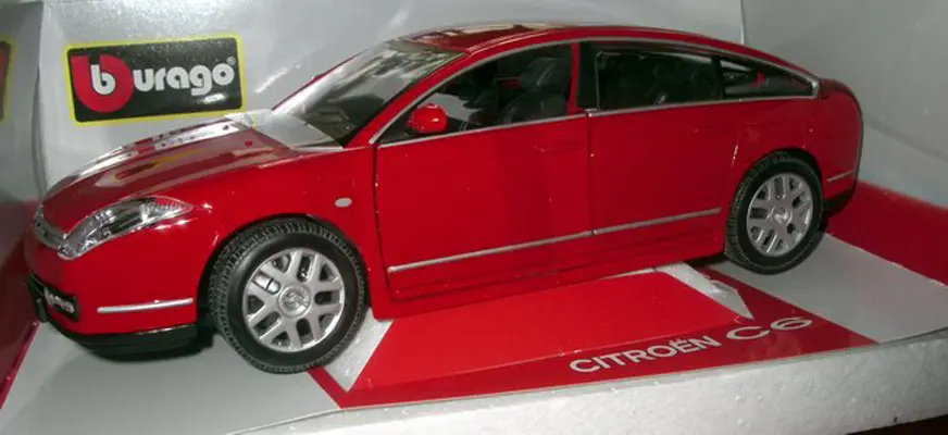 Bburago Gold 1:18 Citroen C6 BU12073