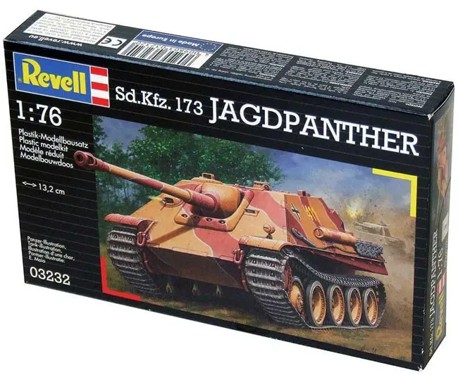 Revell maketa Tenk Jagdpanther RV03232/025