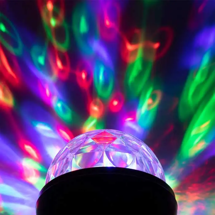 Rotirajuća Light Show LED sijalica u boji E27 DL4/27
