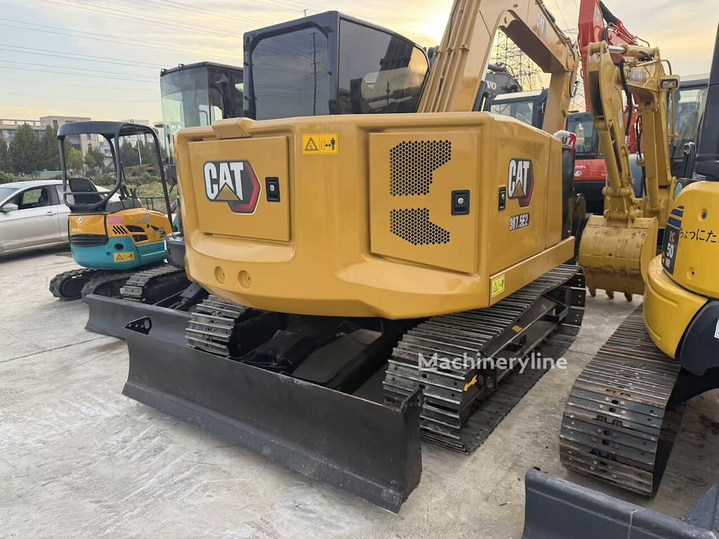 Caterpillar 307.5E2 midi bager