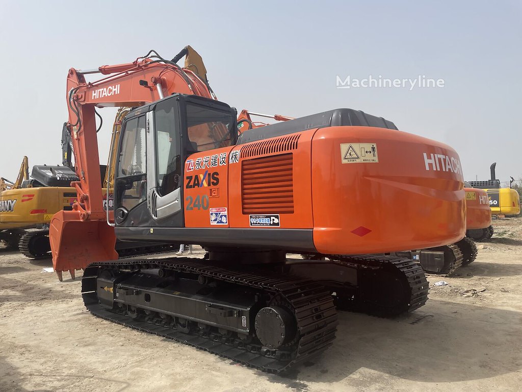 Hitachi ZX240 bager guseničar
