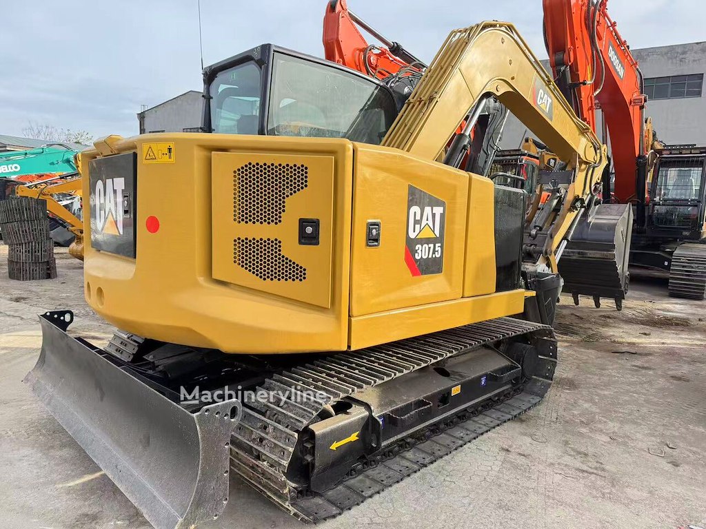 Caterpillar 307.5 bager guseničar