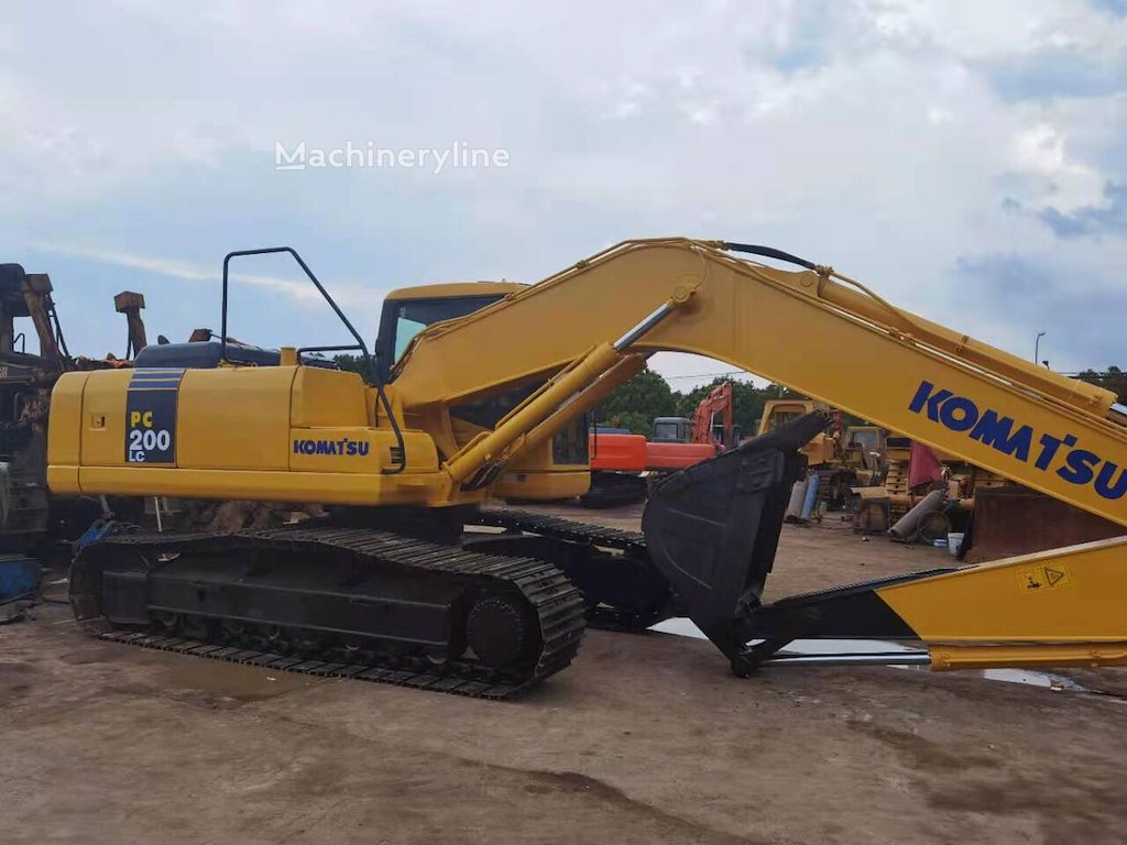 Komatsu PC220-7 bager guseničar