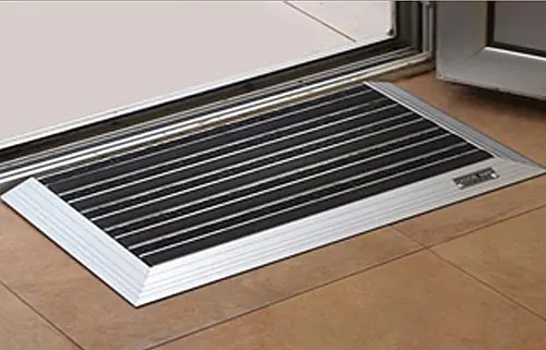 Aluminijumski otirač za poslovne i stambene objekte 40 x 70