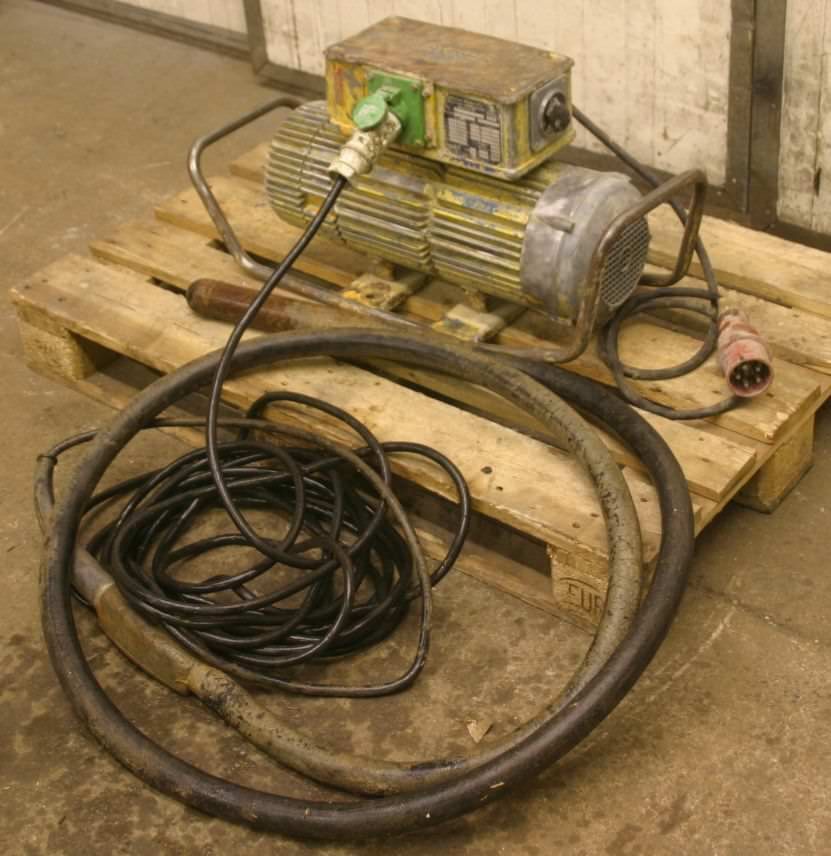 Wacker FU 4/42/200 vibrator za beton