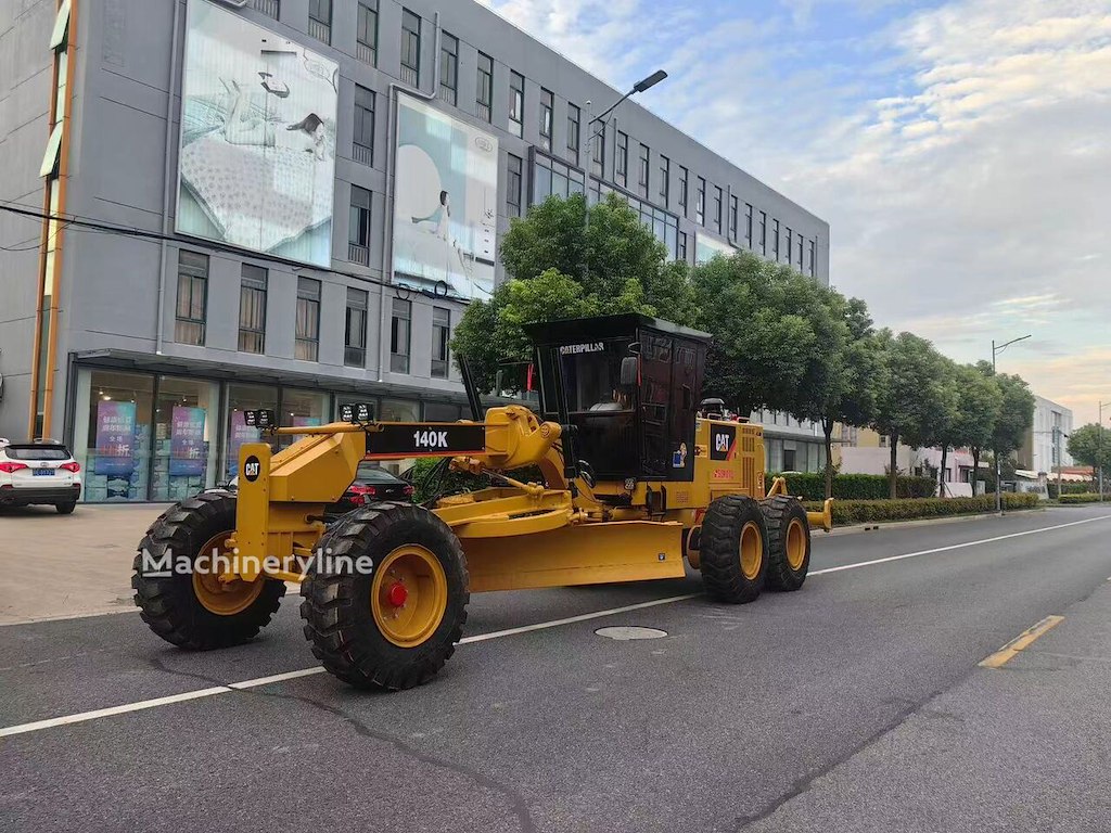 Caterpillar 140K grejder