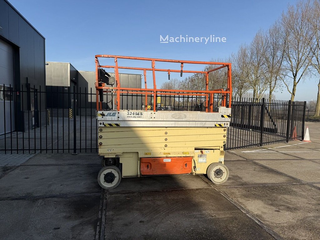 JLG 3246 es makazasta platforma