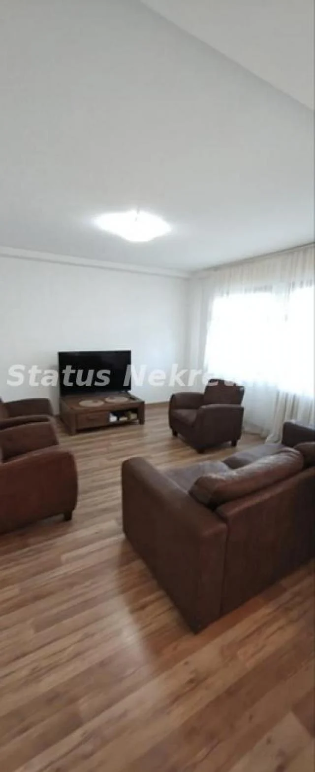 NAMEŠTEN DVOSOBAN STNA 63M2 NA ODLIČNOJ LOKACIJI, BULEVAR, BLIZU SPENSA, 450EU