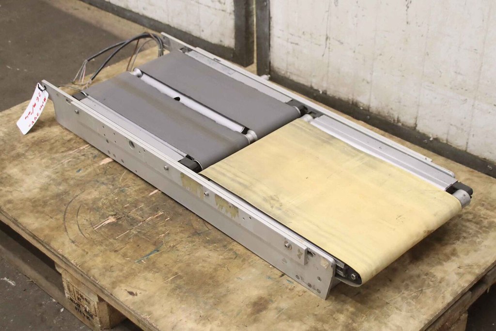 Sartorius 980/390/H105 mm trakasti konvejer