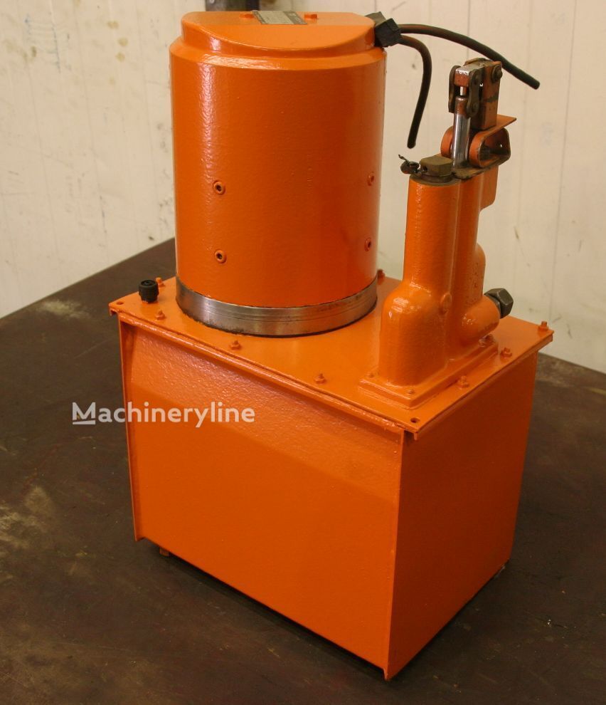 Hydraulikpumpe für Elektrostapler 24 V 3 kW von Thrige-Titan – M hidraulična stanica