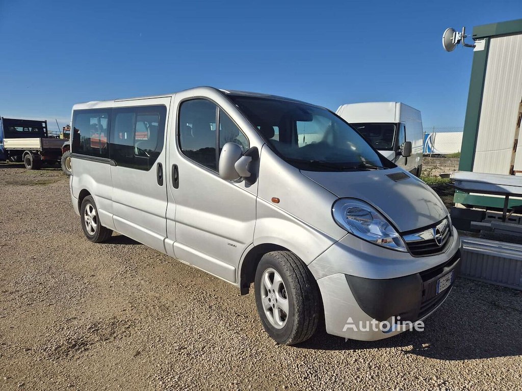 Opel VIVARO putnički minibus