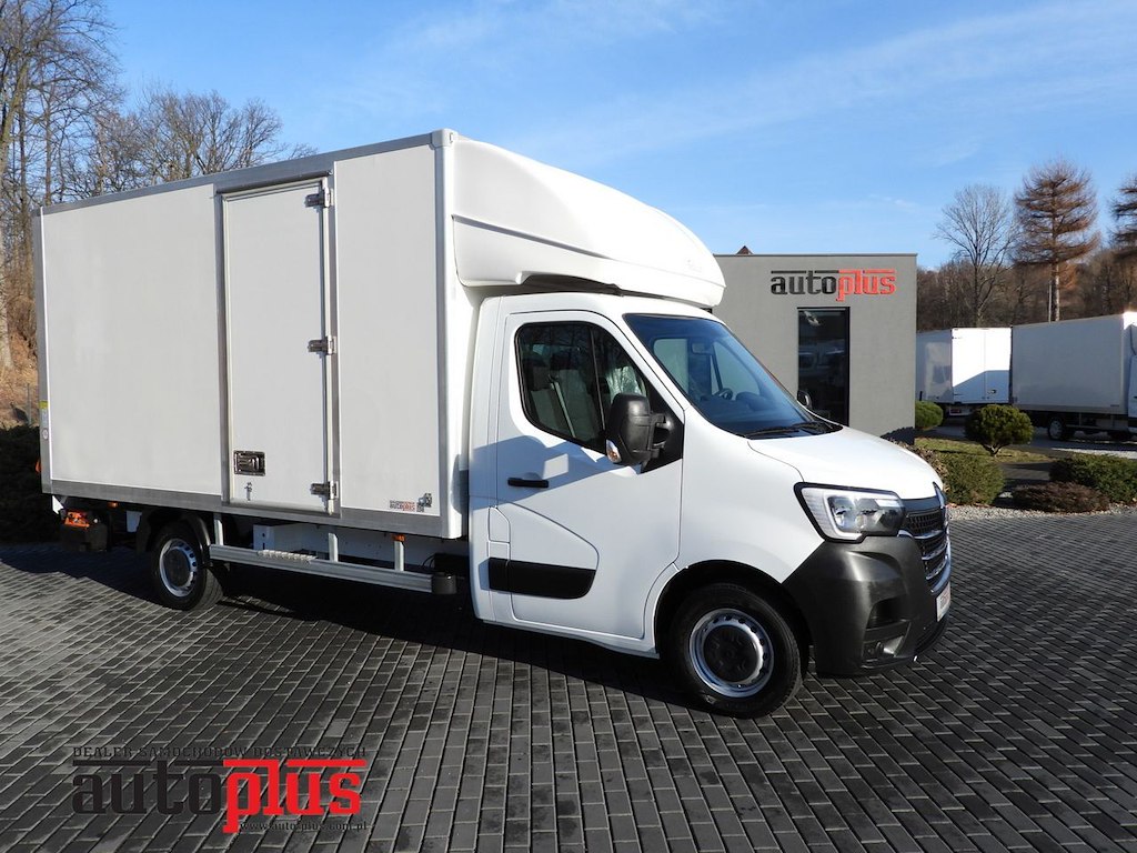 Renault MASTER KONTENER WINDA 8 PALET TEMPOMAT LEDY KLIMATYZACJA 145KM kamion furgon < 3.5t