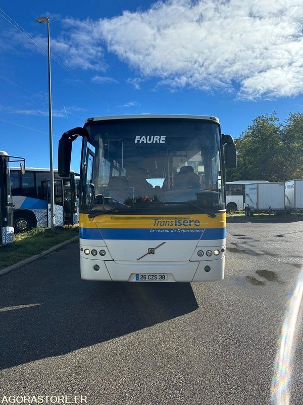 Prodaje se Volvo 8700B prigradski autobus na aukciji