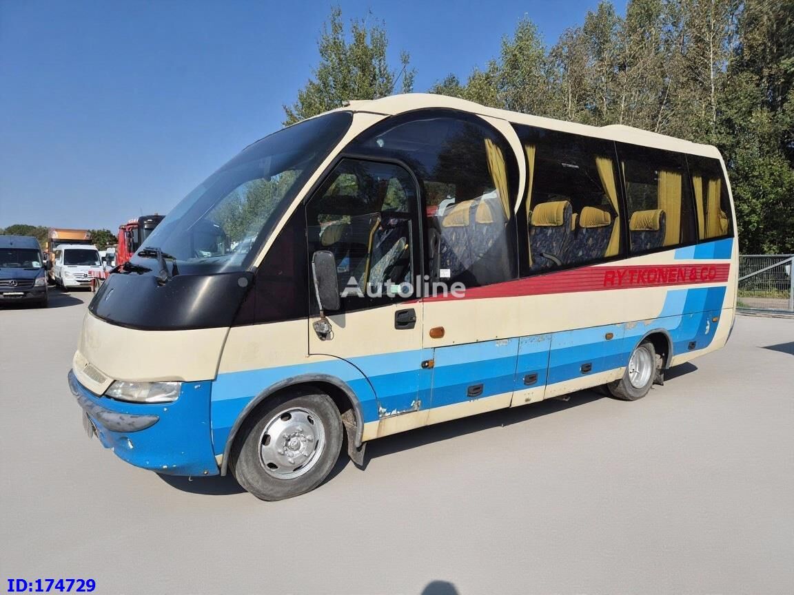 Mercedes-Benz Vario 815 prigradski autobus
